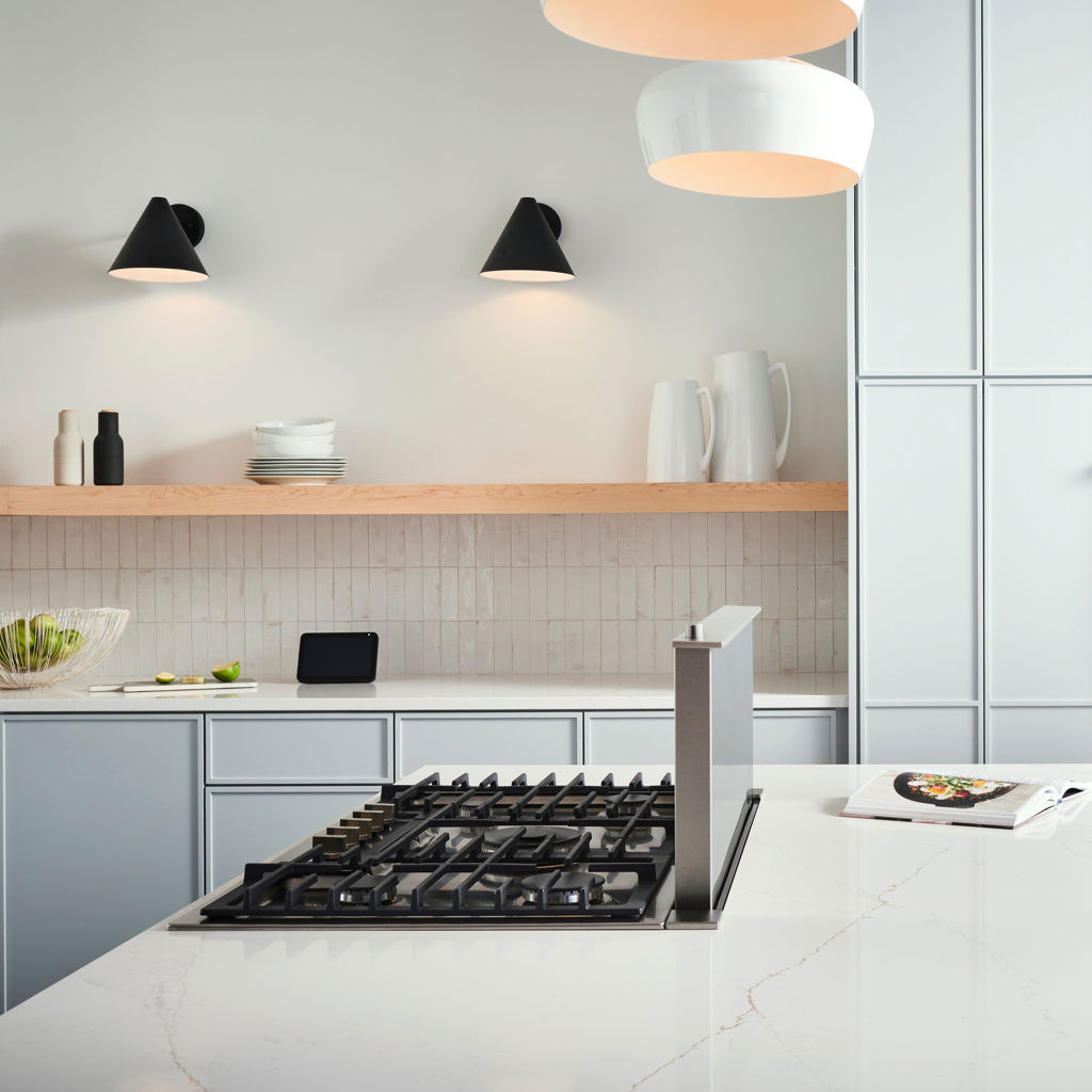 Plaque de cuisson au gaz 36 po Bosch NGM8659UC | Tanguay