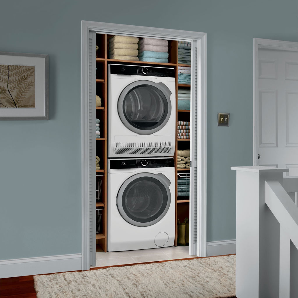 Laveuse vapeur à chargement frontal de 2.8 pi³ et sécheuse électrique ...