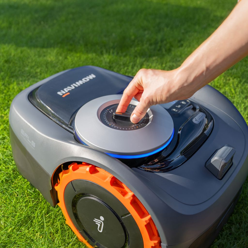 Segway Navimow l 800m2 Series Robotic Lawn Mower Segway I110N | Tanguay