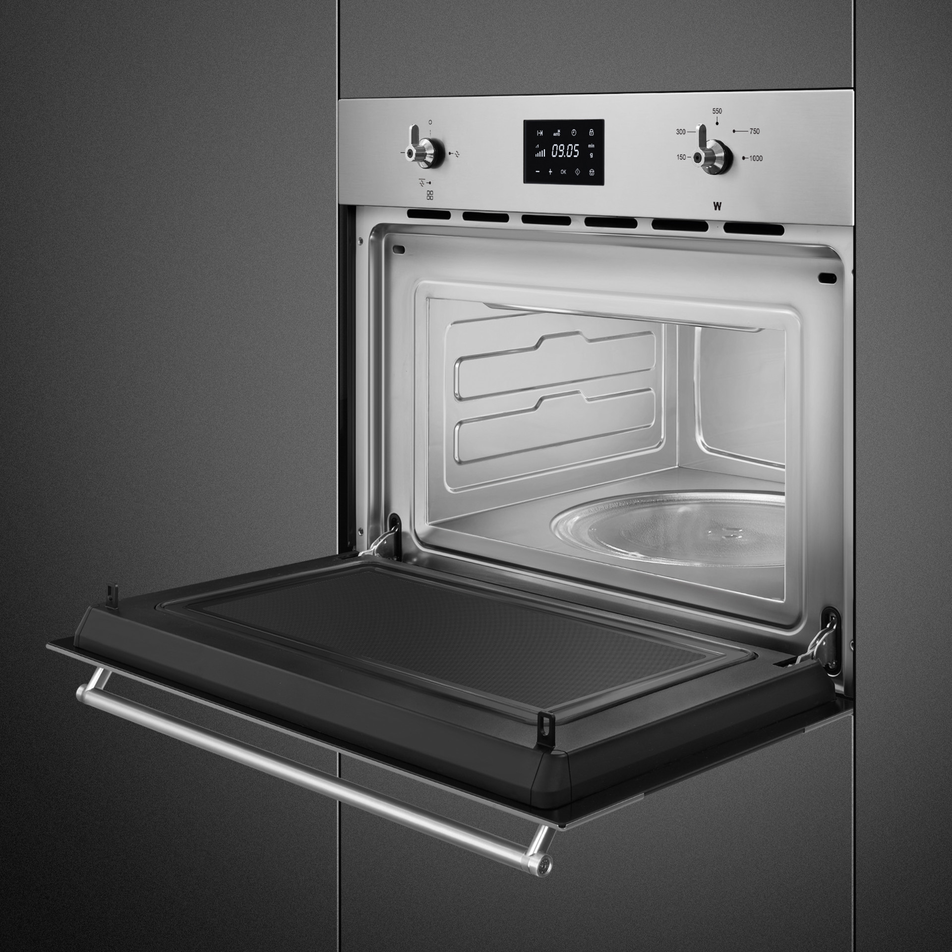 24" Classic Steam Combi Wall Oven - Display model Smeg SFU4302VCX | Tanguay