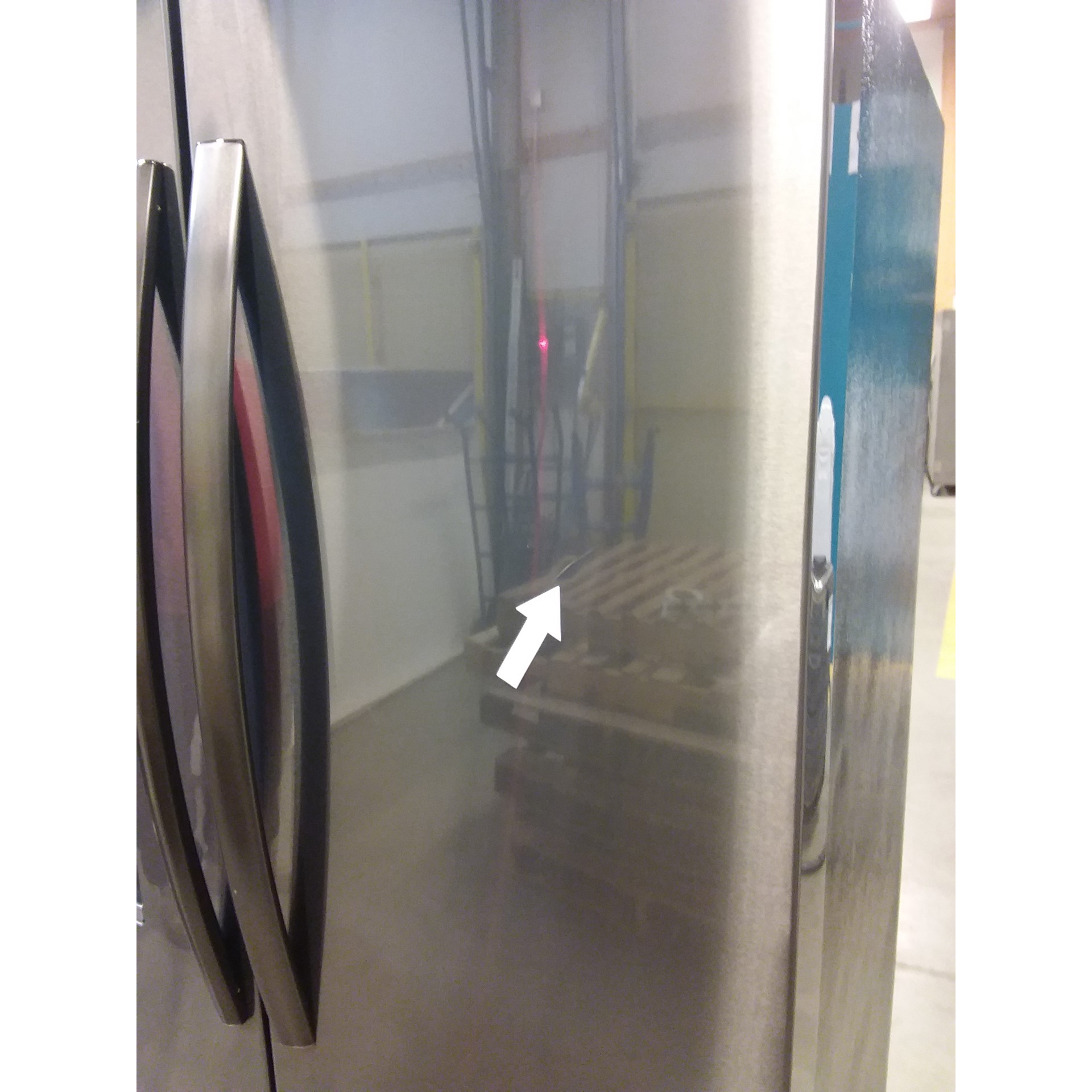 Réfrigérateur à double porte 22.6 pi3 - Légères imperfections ...