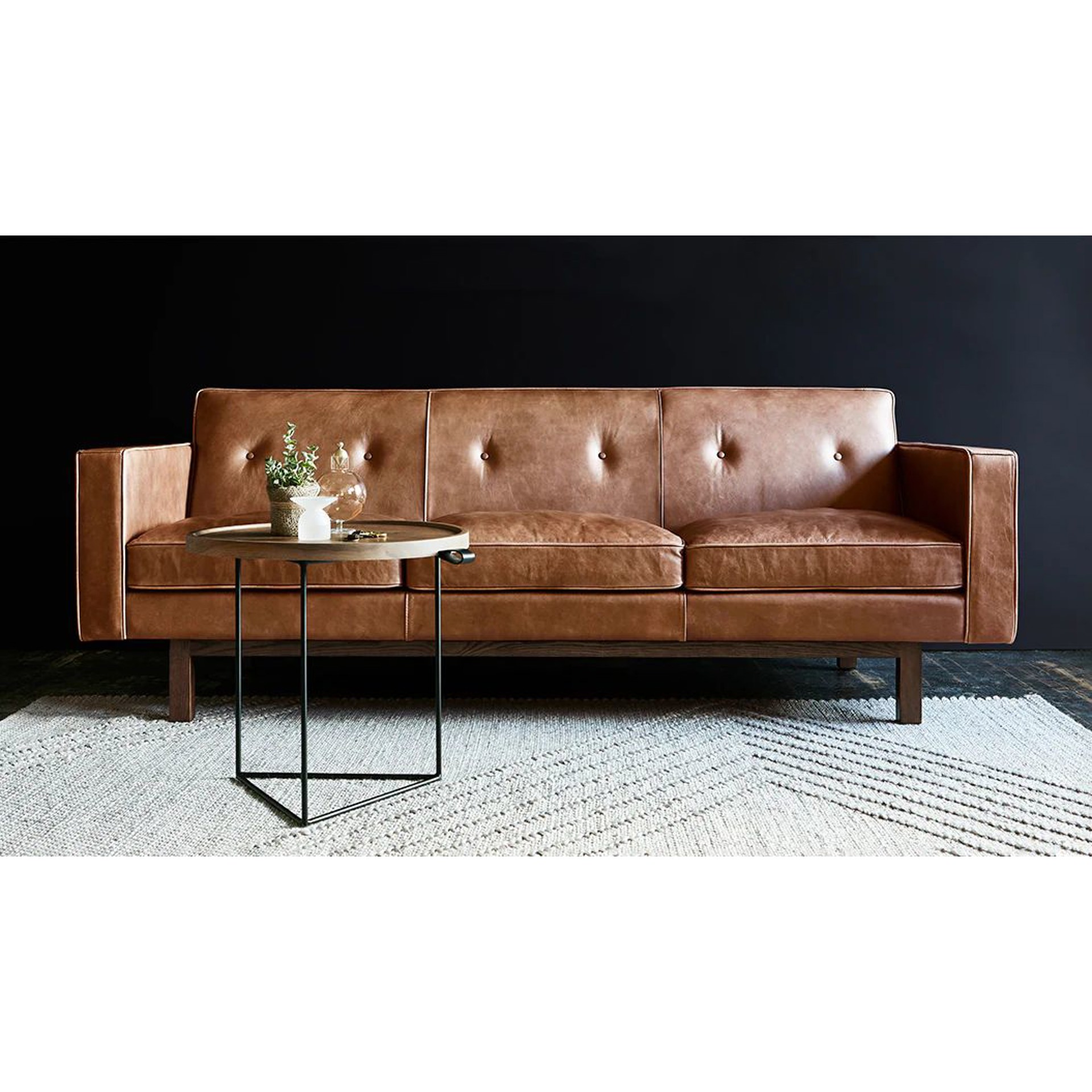 Sofa Embassy en cuir Gus MXSFEMBA-SADBRO | Tanguay