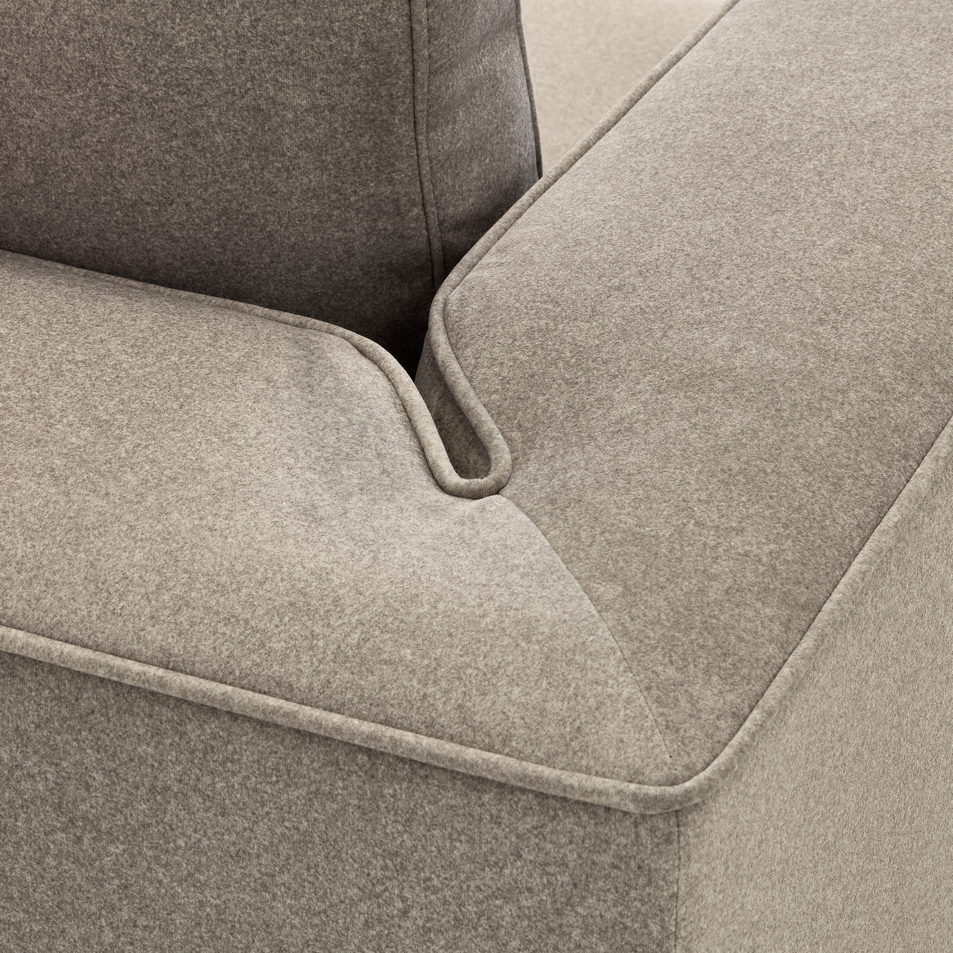 Liam Collection Fabric Fabric Sofa Mobilier Manora 80596 | Tanguay