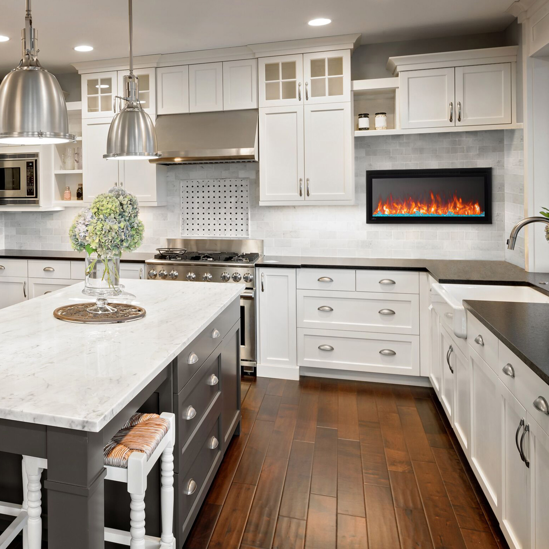 Foyer électrique mural 36 po Napoleon NEFL36CFH-1 | Tanguay