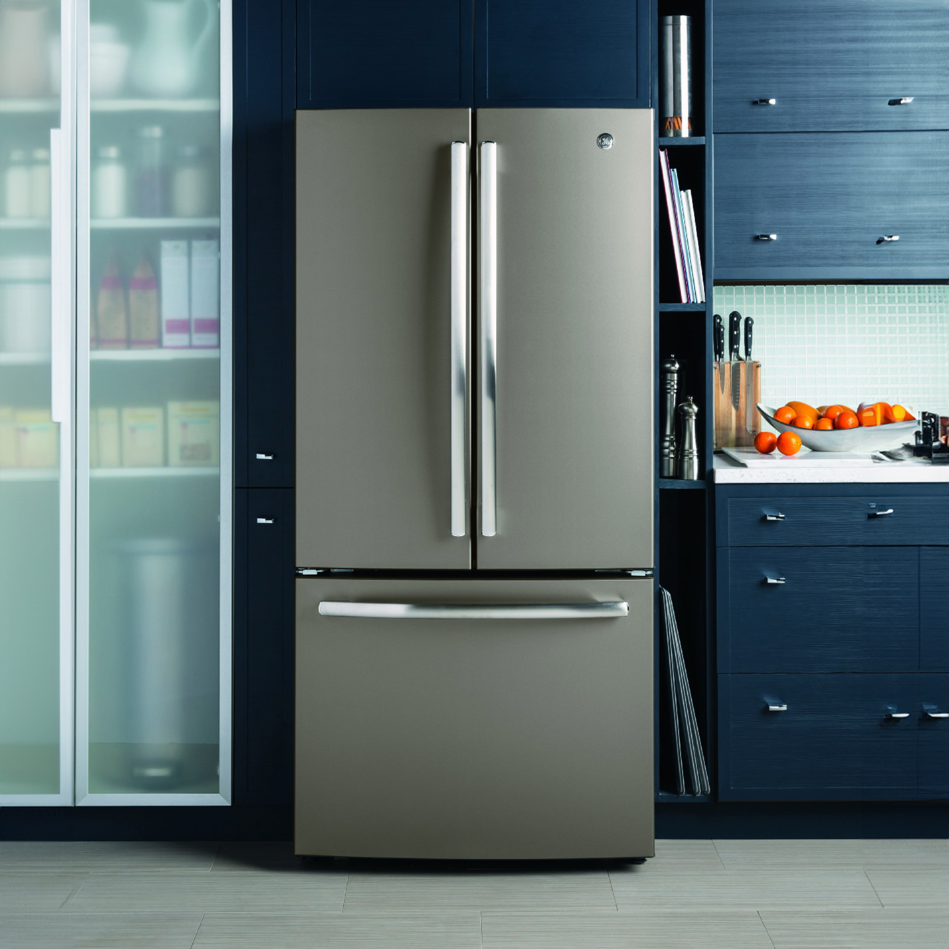 Réfrigérateur à double porte - 33 po GE GWE19JMLES | Tanguay