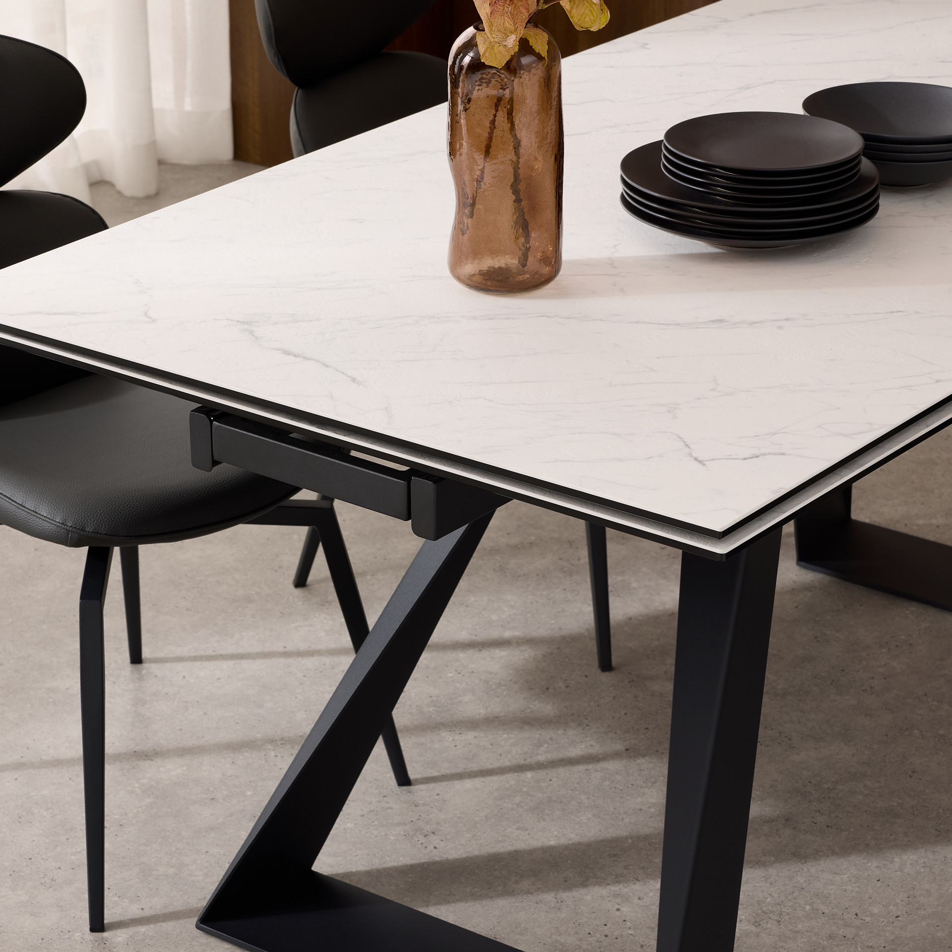 Table de salle à manger avec rallonges intégrées (71-110 po) - Bridge ...