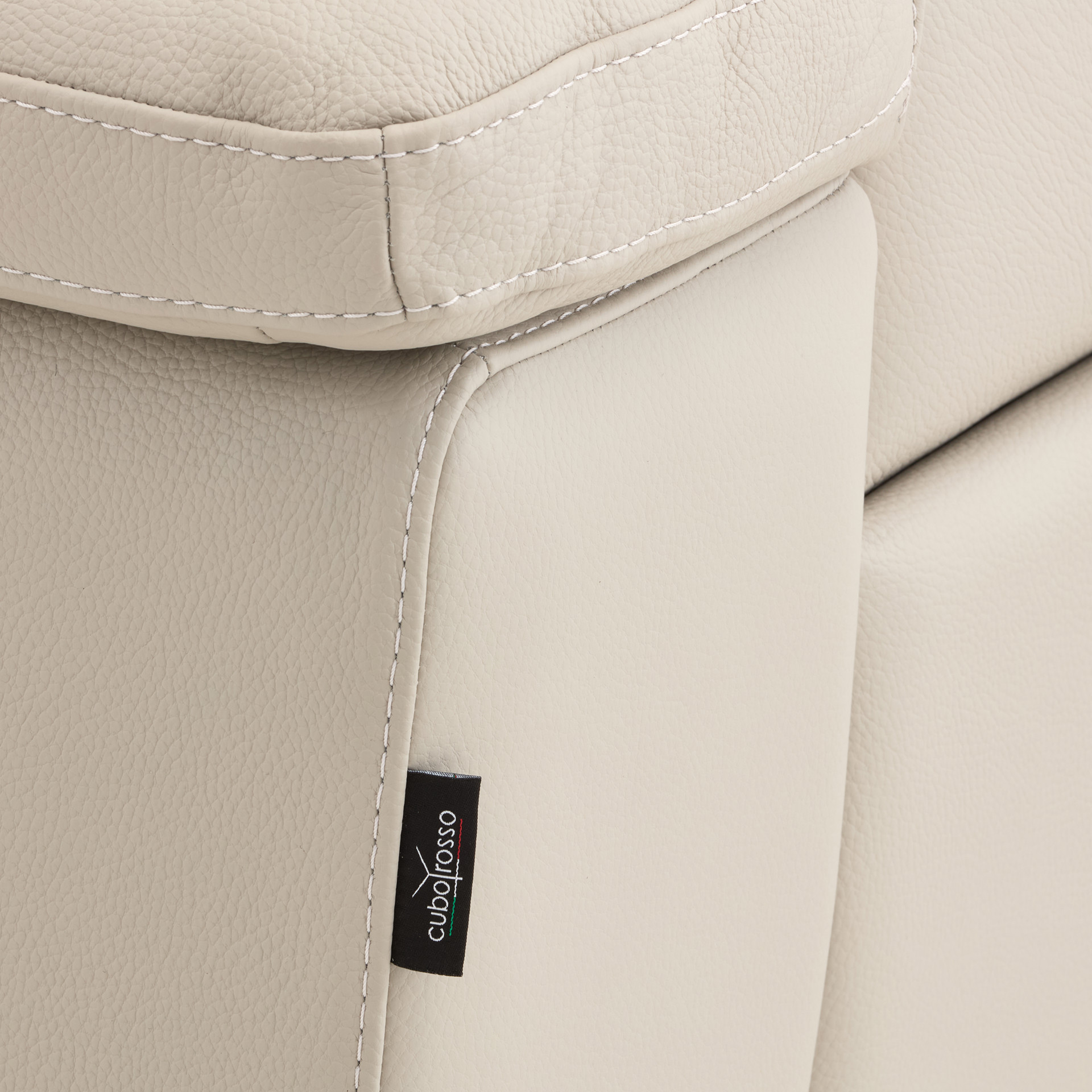 Charlie Power Recline Condo Sofa Cubo Rosso CHARLIE-360 | Tanguay