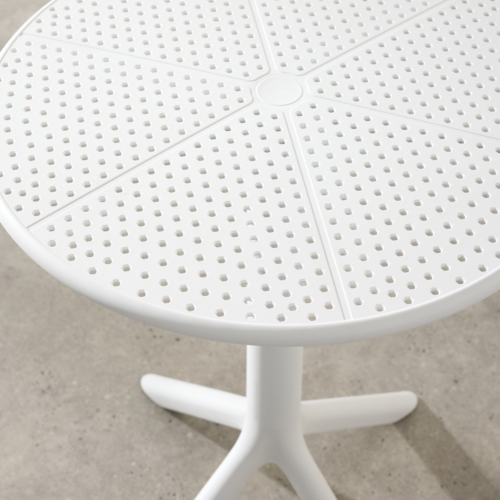 Table bistro ronde de 24 pouces Collection Tanguay T-100 | Tanguay