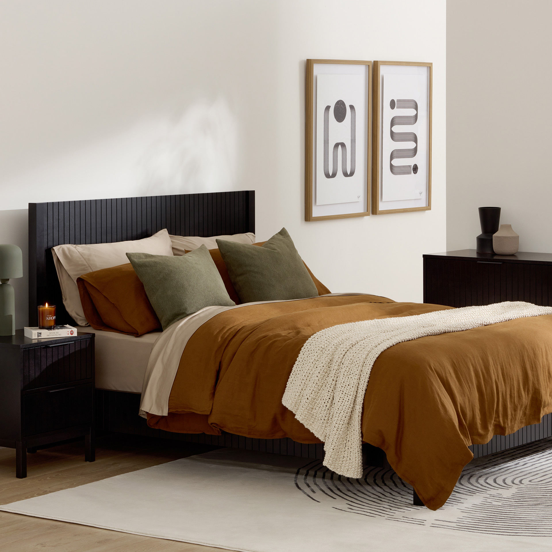 Lit en bois rainuré série 4300 - Double Meubles JLM *43000D/LIT | Tanguay