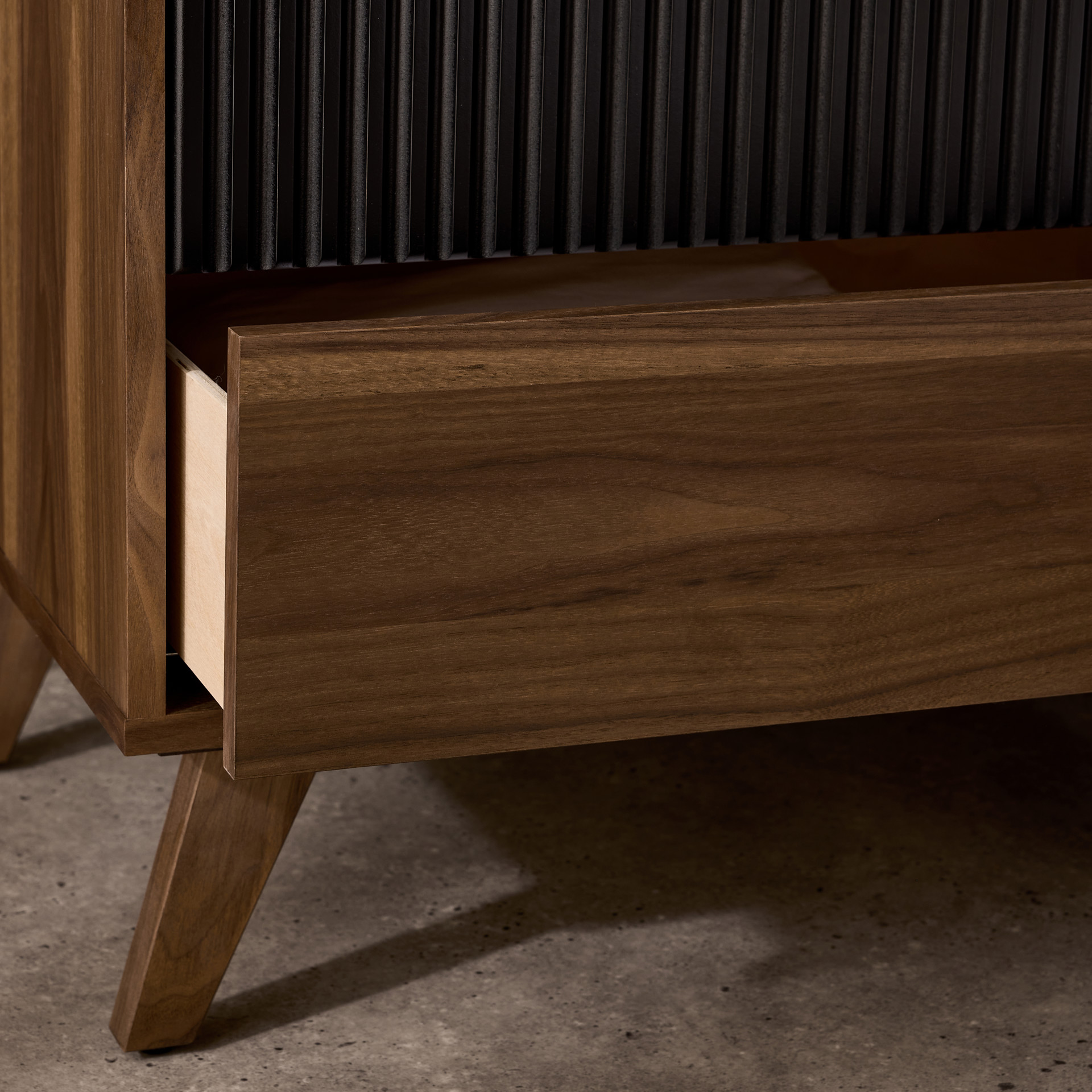 Mobilier de chambre à coucher série 1300 - Très grand lit Viebois *1300K | Tanguay