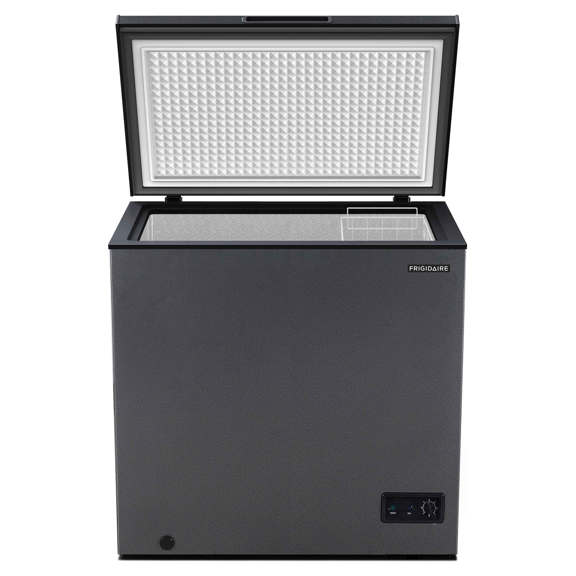 7.0 cu. ft. Chest Freezer Frigidaire EFRF7013 | Tanguay