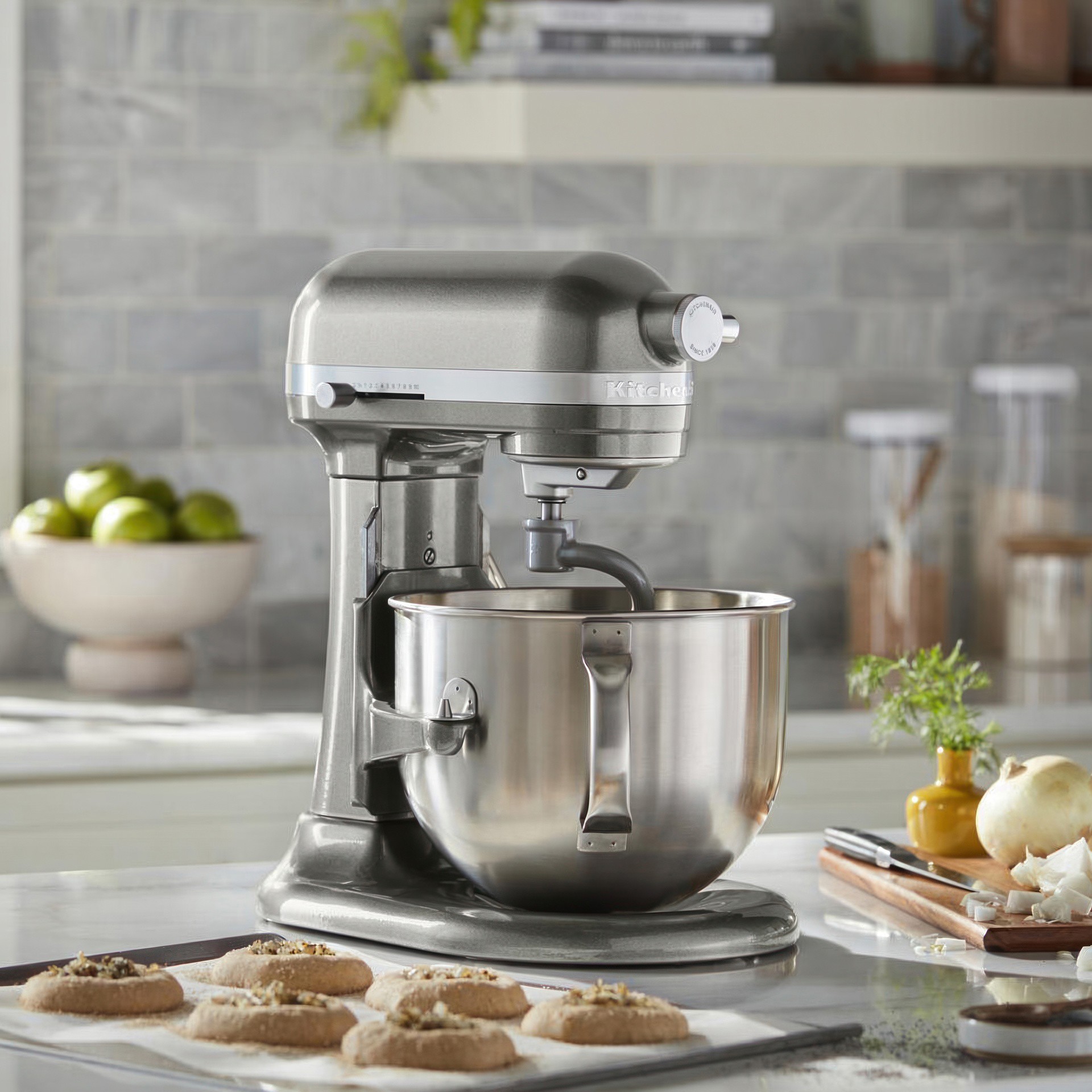 Batteur sur socle à bol relevable - 7QT de 7 pintes KitchenAid ...