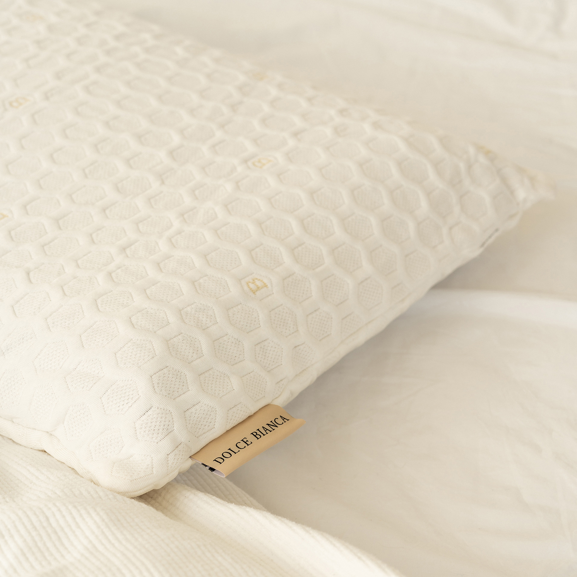 Oreiller respirant en gel et mousse mémoire Cool Dream - Grand lit ...